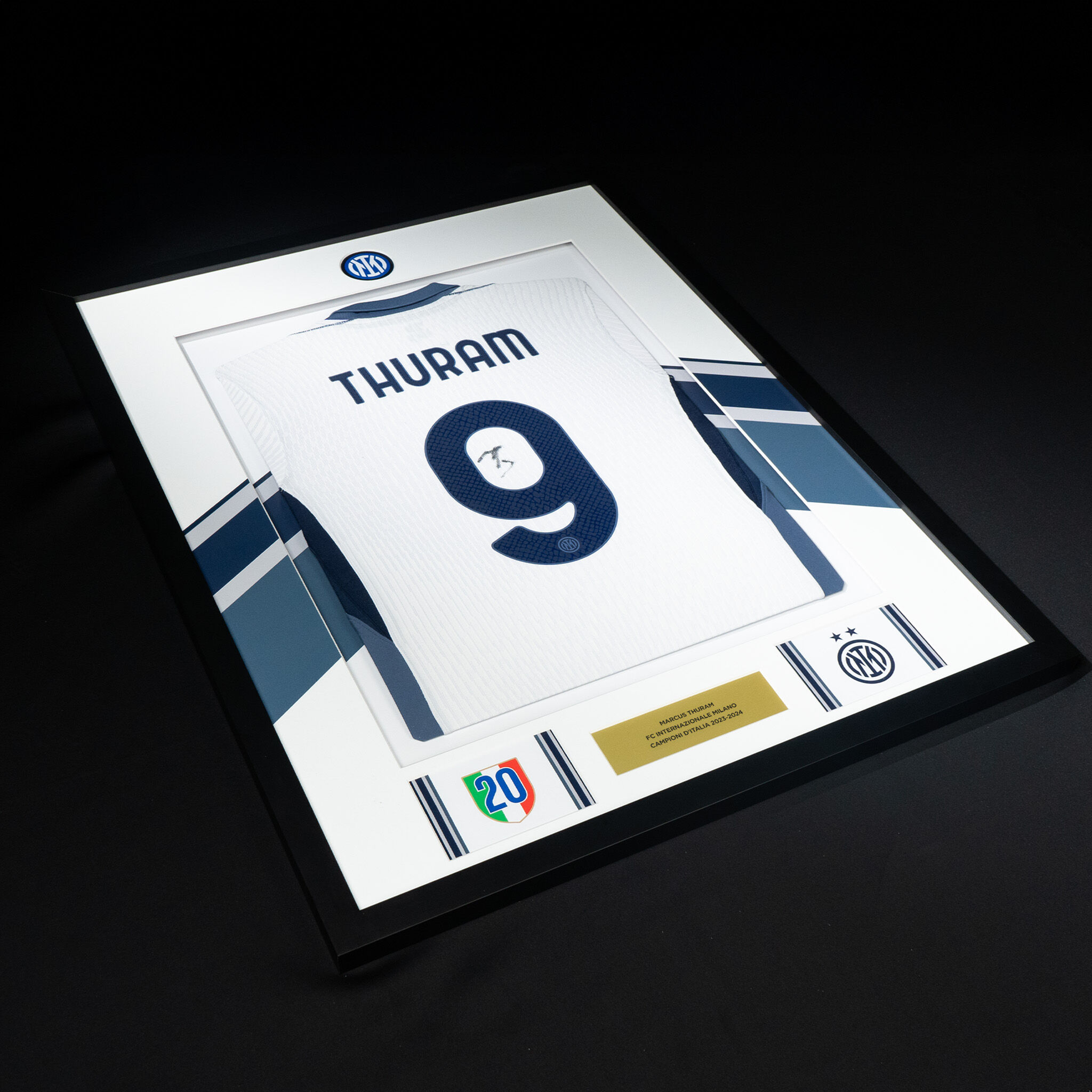 Inter Milan Signed Jerseys | インテル・オンラインストア Inter Milan Signed Jerseys | インテル・オンラインストア